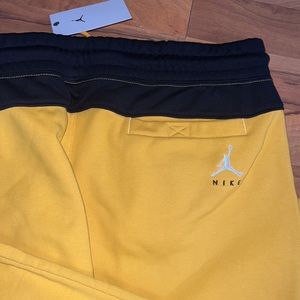 Jordan | Pants | New Air Jordan Mj Jumpman Fleece Joggers Sweatpants ...